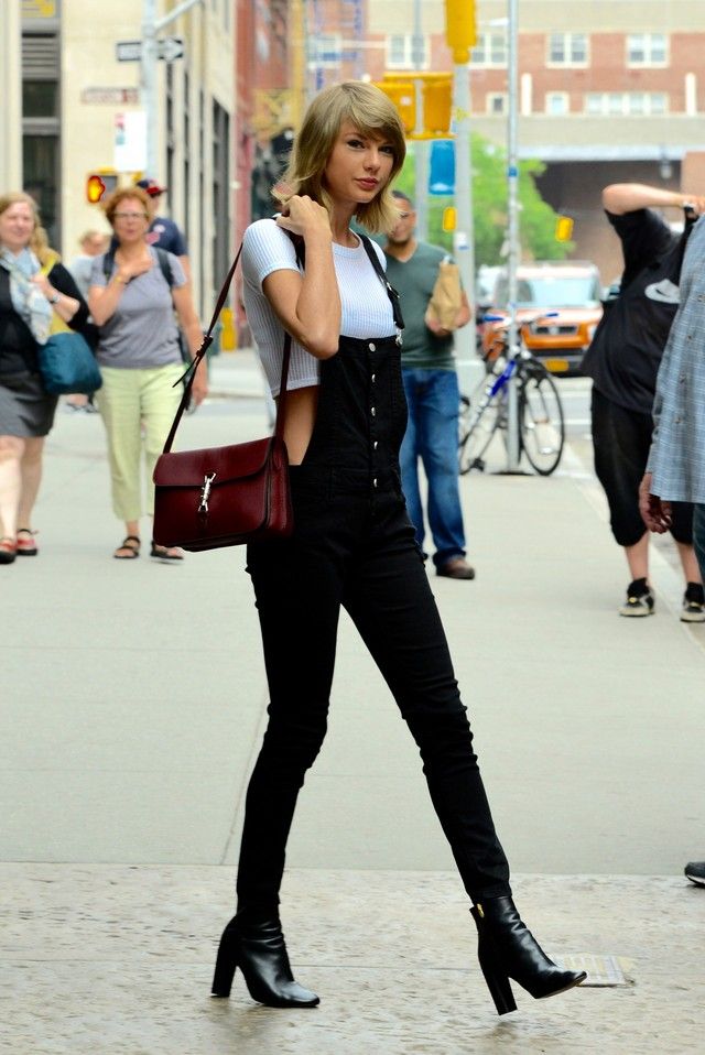 Cómo combinar un peto vaquero en invierno | Tu Moda Online